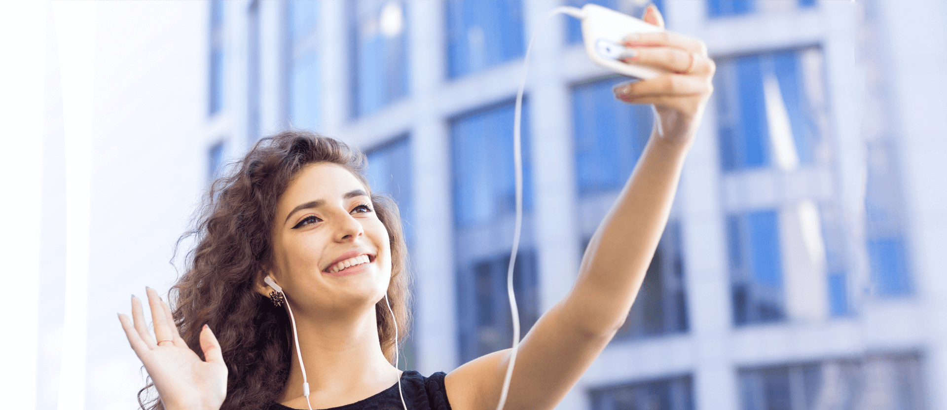 How to Stream to Facebook Live Like a Pro - Leslie Samuel